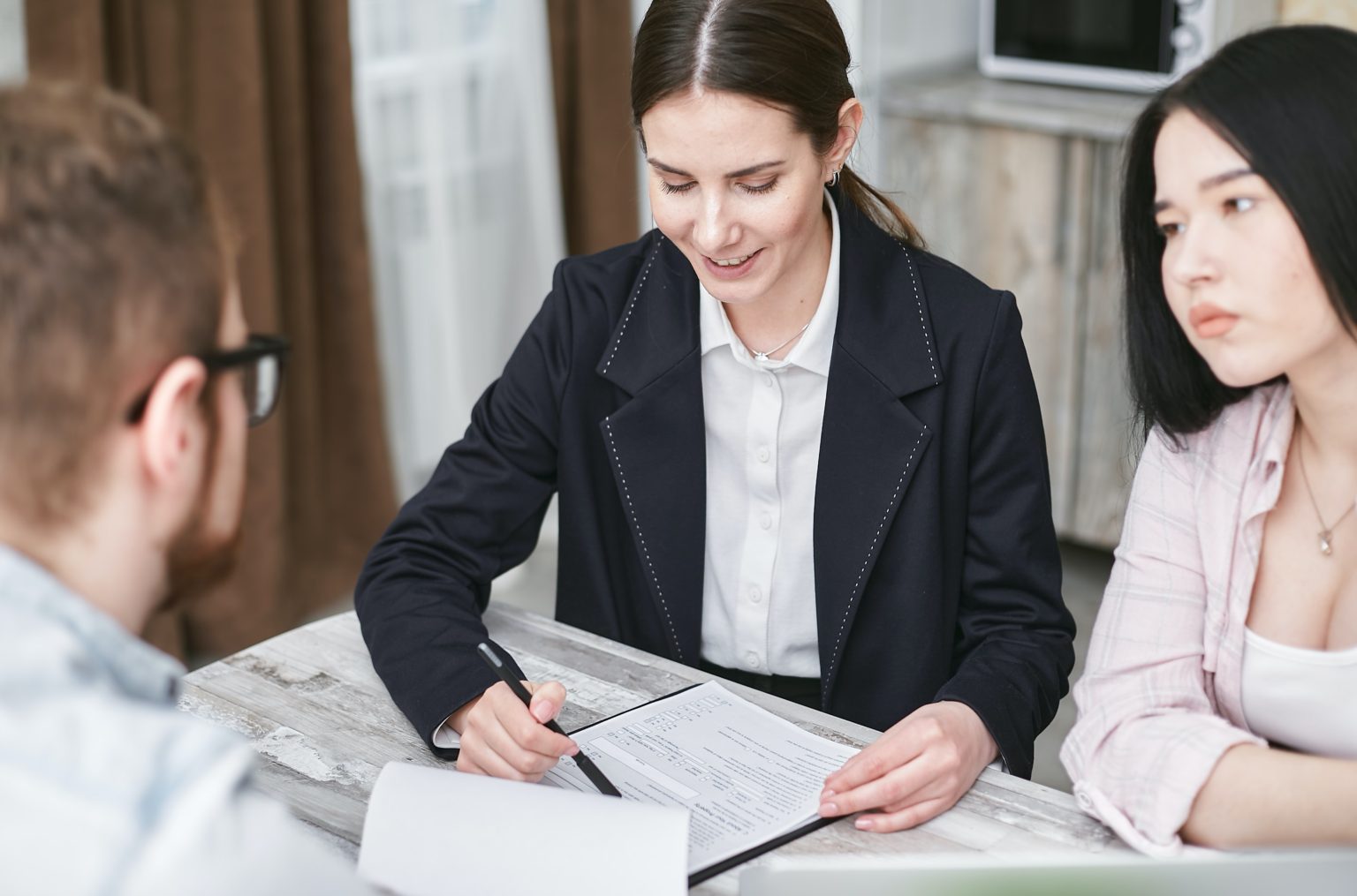 What is Arbitration in Dispute Resolution - Structural Guide